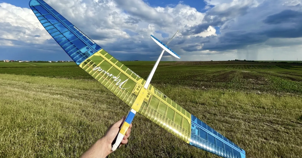 /2023/02/cool-new-stuff/maverick-full-house-f5k/ -> medium.com/rc ...